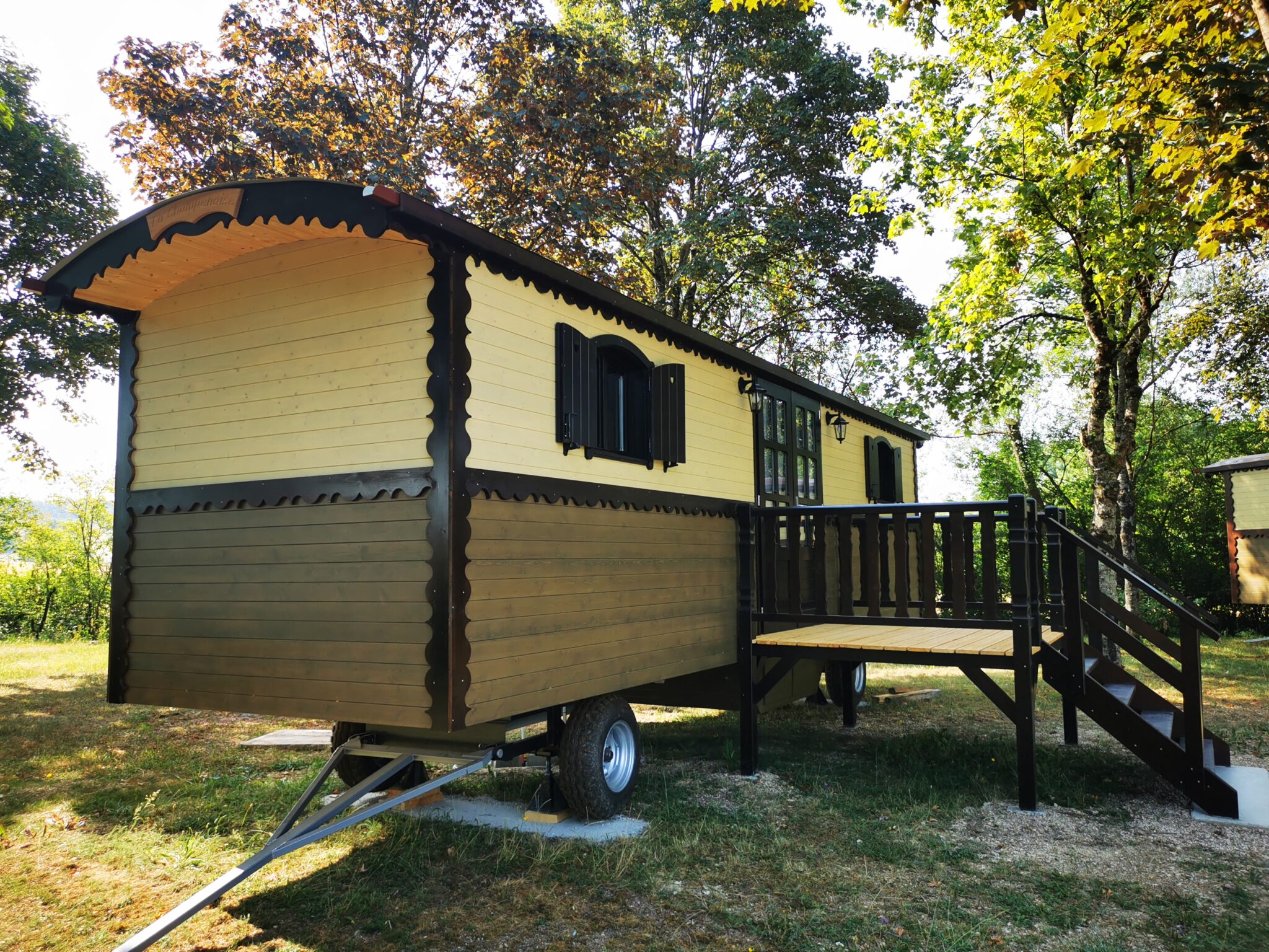 Les roulottes – Camping du Marais – Riel-les-Eaux